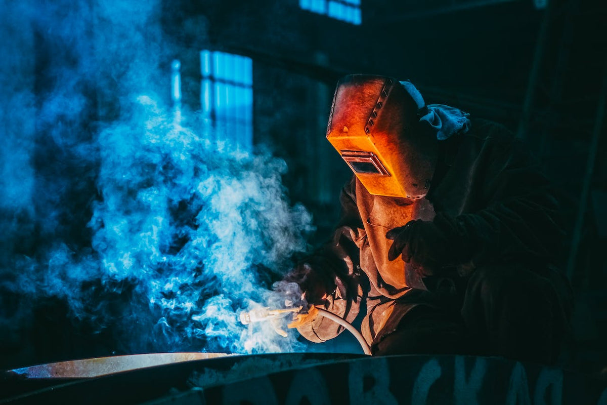 Making Welding Apron Safety Easy: Your Complete Guide